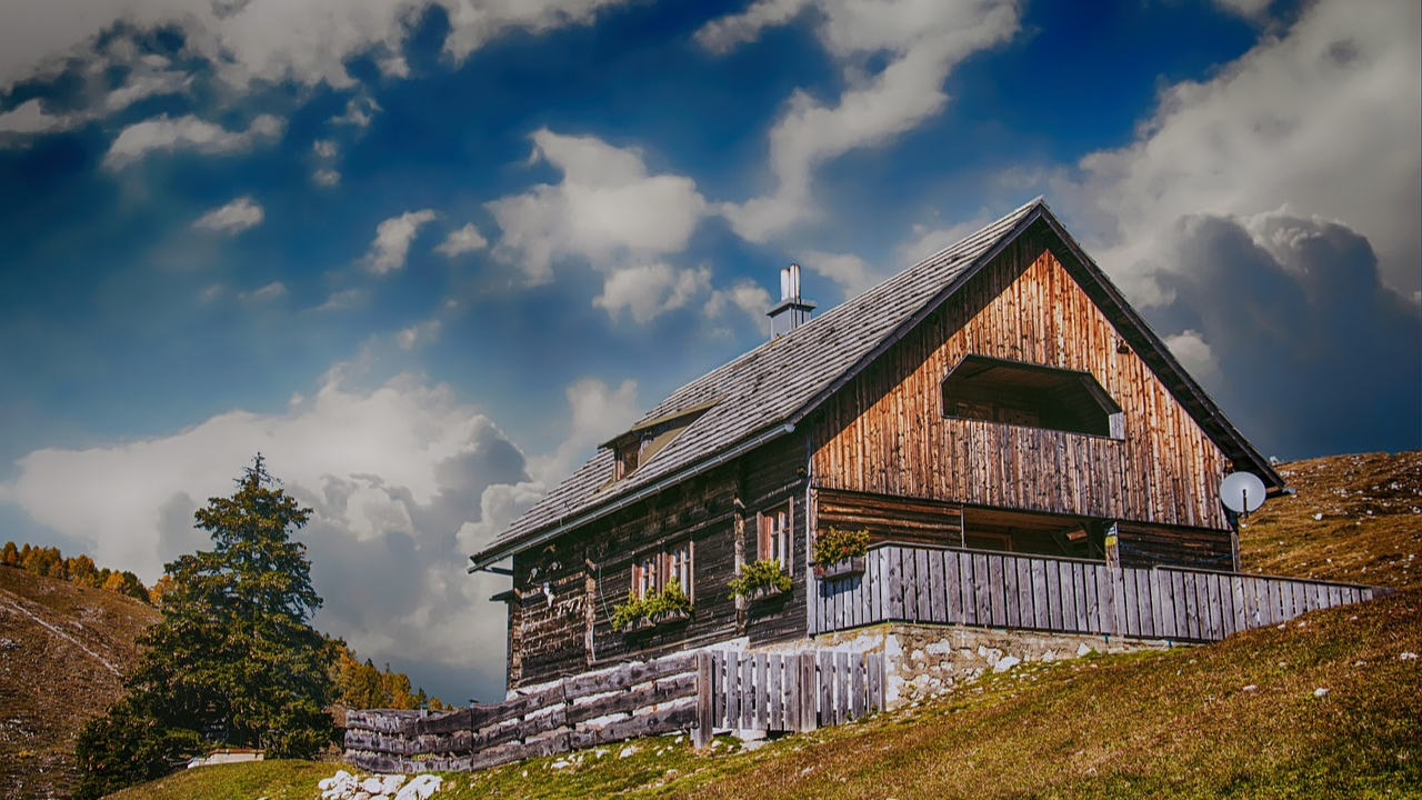 Manigod : Un chalet centenaire refait à neuf crée des remous